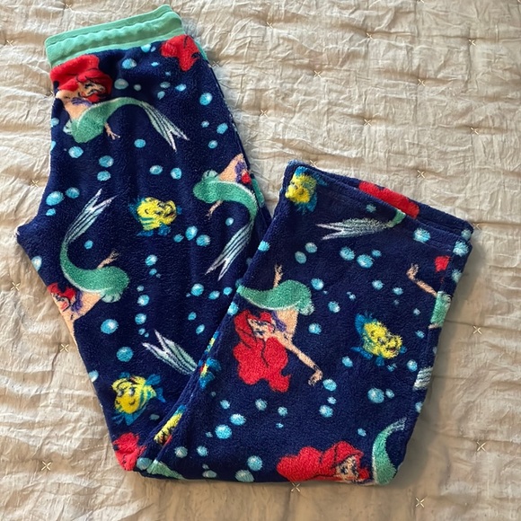Disney | Intimates & Sleepwear | 5 For 2 The Little Mermaid Fleece ...